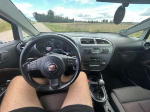 Melns SEAT Leon 2007 Kauņa, ar dzinēja tilpumu 1.96 L un nobraukumu 277 tūkst. km par 1350 €, foto 18 vietnē AUTOMOTO.COM.LV
