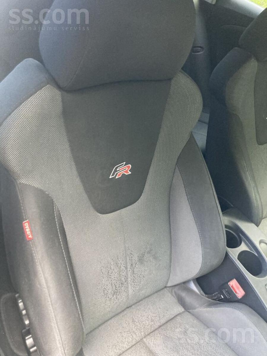 Black SEAT Leon 2007 in Talsi, with an engine capacity of 1.90 L and mileage of 368 thousand km for 1499 €, photo 11 on AUTOMOTO.COM.LV