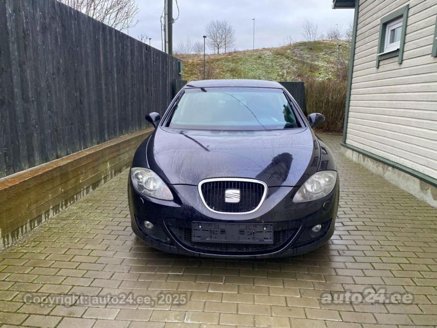 Melns SEAT Leon 2008 Tallina, ar dzinēja tilpumu 2.00 L un nobraukumu 269 tūkst. km par 2890 €, foto 2 vietnē AUTOMOTO.COM.LV
