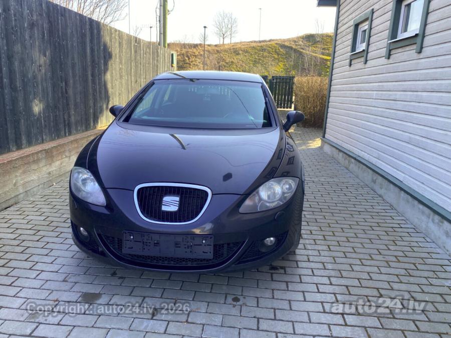 Melns SEAT Leon 2008 Tallina, ar dzinēja tilpumu 2.00 L un nobraukumu 269 tūkst. km par 3290 €, foto 2 vietnē AUTOMOTO.COM.LV