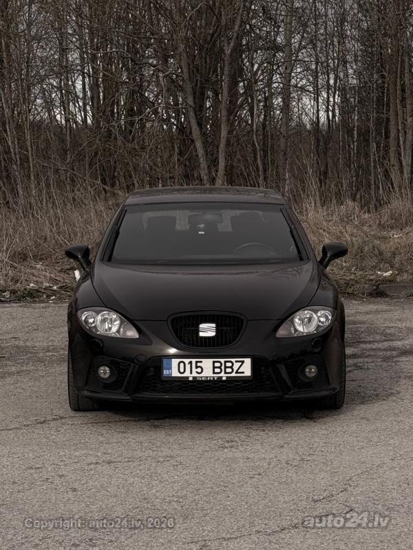 Melns SEAT Leon 2008 Tallina, ar dzinēja tilpumu 2.00 L un nobraukumu 218 tūkst. km par 5200 €, foto 1 vietnē AUTOMOTO.COM.LV