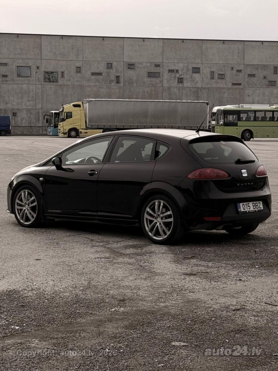 Melns SEAT Leon 2008 Tallina, ar dzinēja tilpumu 2.00 L un nobraukumu 218 tūkst. km par 5200 €, foto 7 vietnē AUTOMOTO.COM.LV