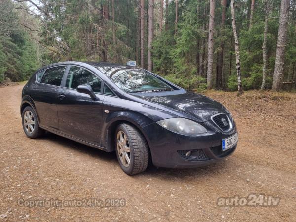 Melns SEAT Leon 2008 Otepē, ar dzinēja tilpumu 1.90 L un nobraukumu 332 tūkst. km par 1999 €, foto 4 vietnē AUTOMOTO.COM.LV