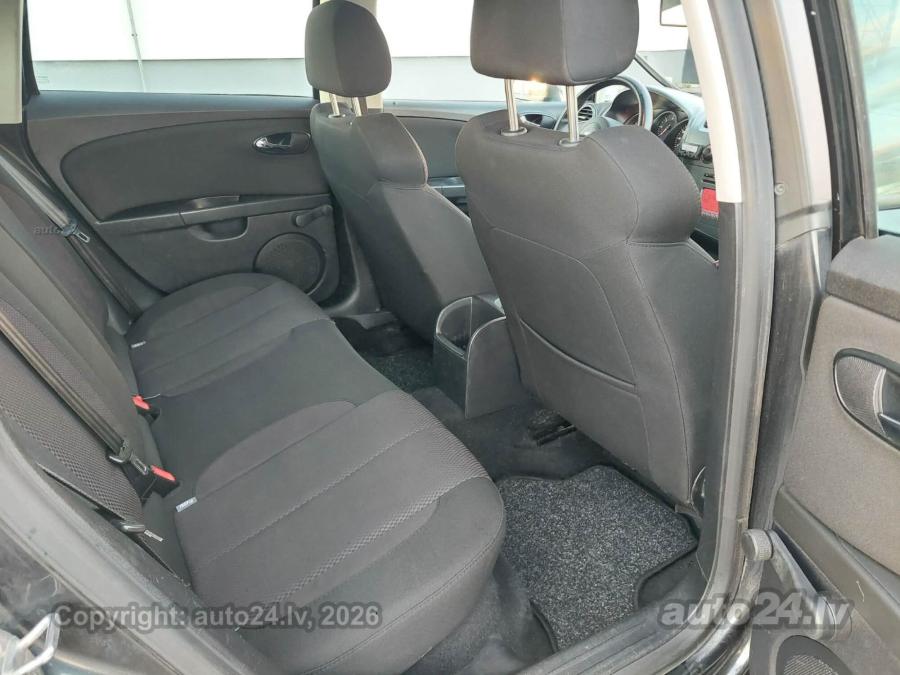 Melns SEAT Leon 2008 Tartu, ar dzinēja tilpumu 1.90 L un nobraukumu 333 tūkst. km par 2700 €, foto 8 vietnē AUTOMOTO.COM.LV