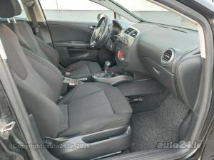 Melns SEAT Leon 2008 Tartu, ar dzinēja tilpumu 1.90 L un nobraukumu 333 tūkst. km par 2700 €, foto 9 vietnē AUTOMOTO.COM.LV