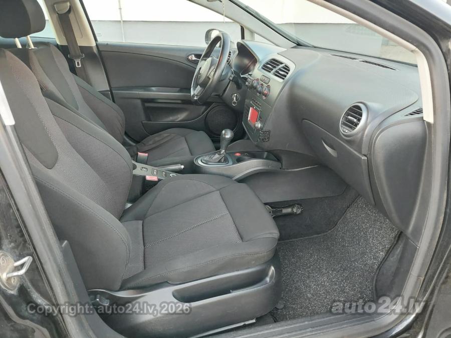 Melns SEAT Leon 2008 Tartu, ar dzinēja tilpumu 1.90 L un nobraukumu 333 tūkst. km par 2700 €, foto 9 vietnē AUTOMOTO.COM.LV