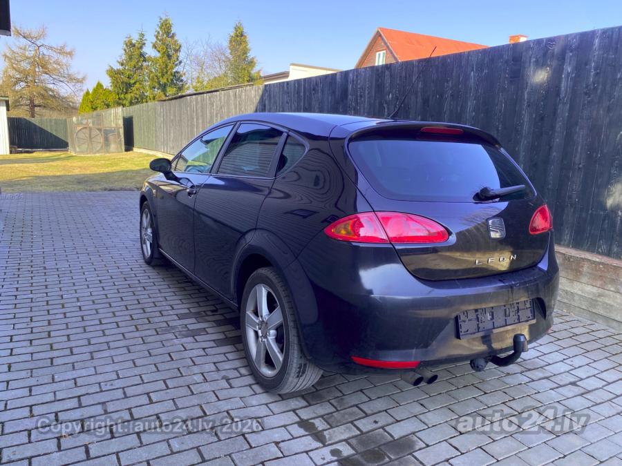 Melns SEAT Leon 2008 Tallina, ar dzinēja tilpumu 2.00 L un nobraukumu 269 tūkst. km par 2990 €, foto 7 vietnē AUTOMOTO.COM.LV