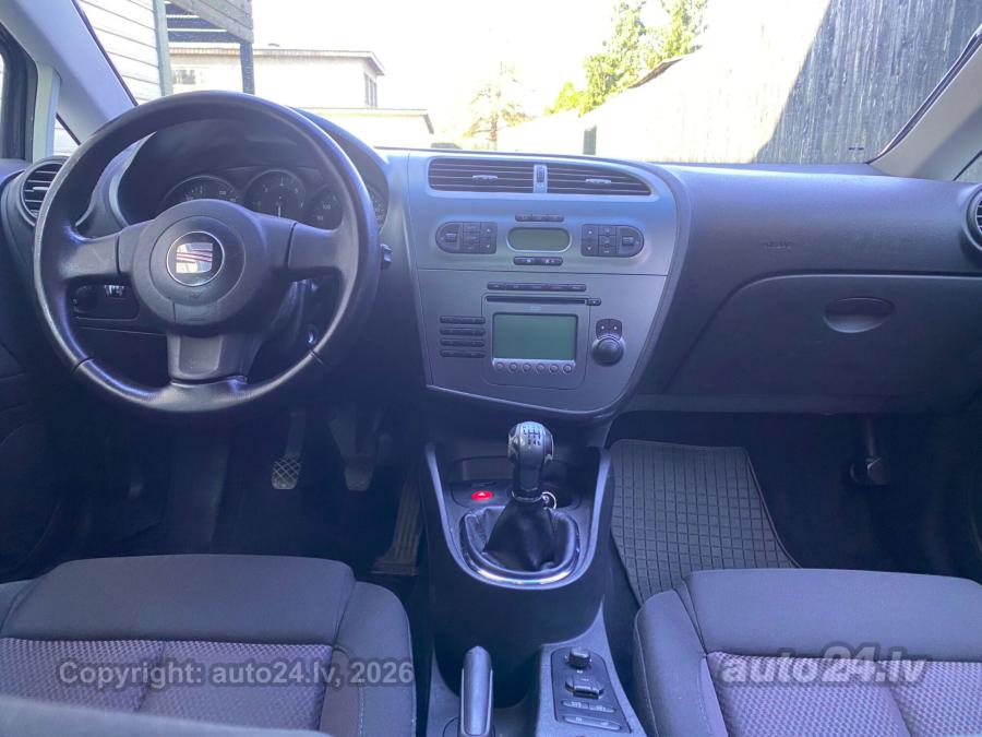 Melns SEAT Leon 2008 Tallina, ar dzinēja tilpumu 2.00 L un nobraukumu 269 tūkst. km par 2990 €, foto 13 vietnē AUTOMOTO.COM.LV