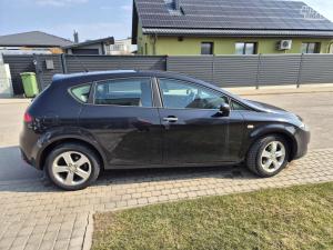 Black SEAT Leon 2008 in Kaunas, with an engine capacity of 1.90 L and mileage of 216 thousand km for 2300 €, photo 4 on AUTOMOTO.COM.LV