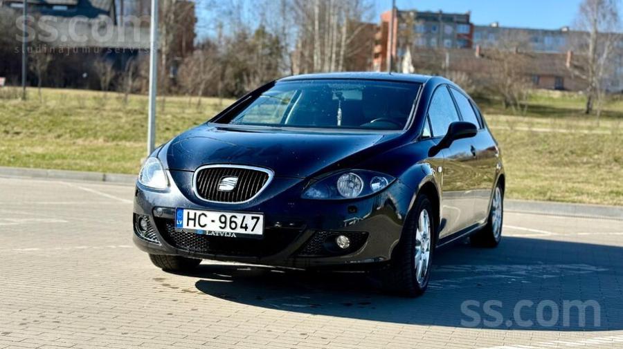 Melns SEAT Leon 2008 Rēzekne, ar dzinēja tilpumu 1.40 L un nobraukumu 262 tūkst. km par 1000 €, foto 4 vietnē AUTOMOTO.COM.LV