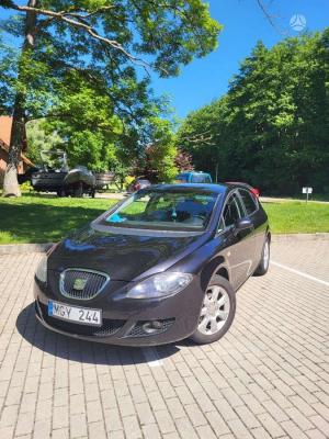Melns SEAT Leon 2008 Klaipėda, ar dzinēja tilpumu 1.90 L un nobraukumu 319 tūkst. km par 2300 €, foto 3 vietnē AUTOMOTO.COM.LV