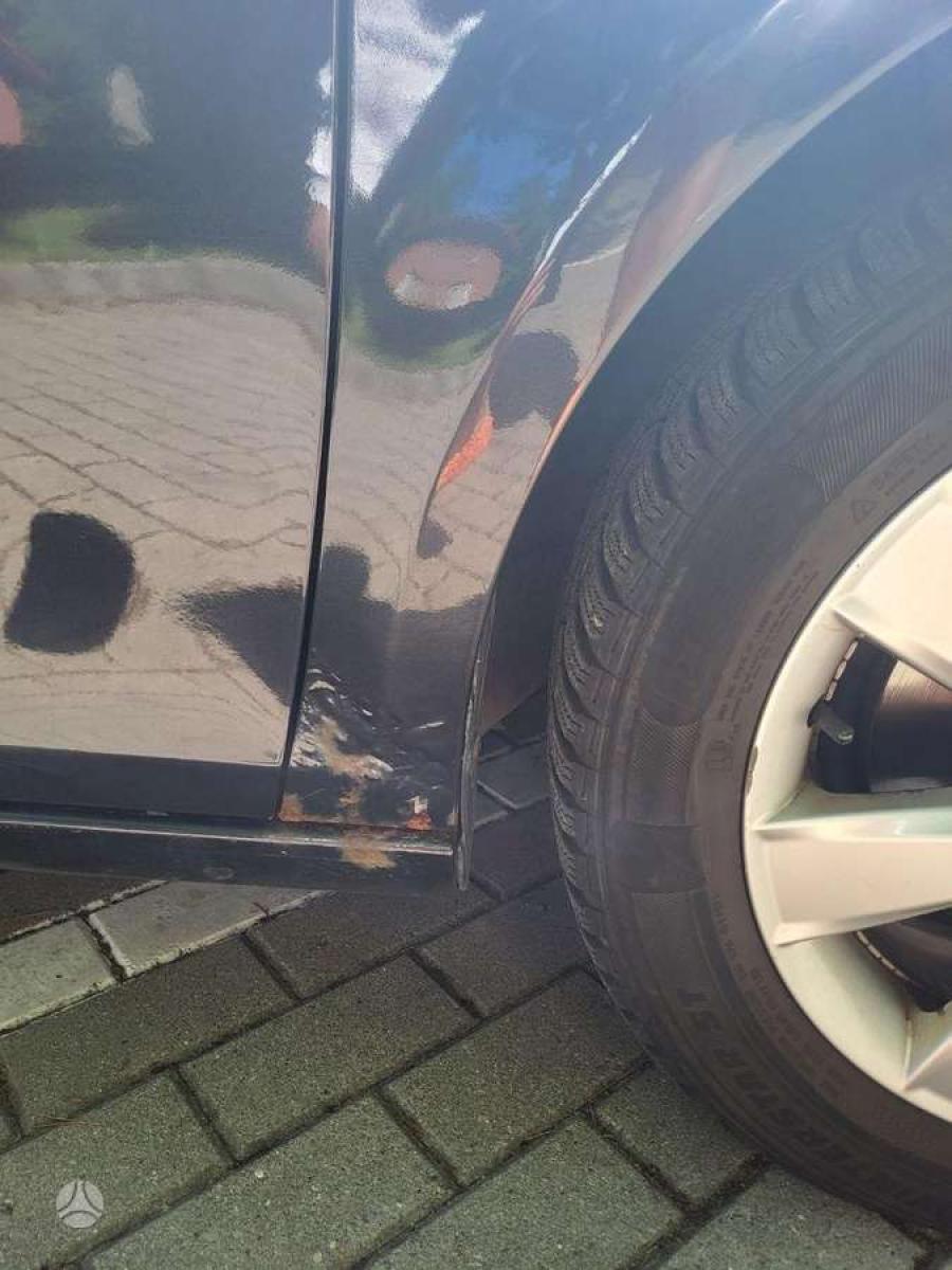 Melns SEAT Leon 2008 Klaipėda, ar dzinēja tilpumu 1.90 L un nobraukumu 319 tūkst. km par 2300 €, foto 14 vietnē AUTOMOTO.COM.LV