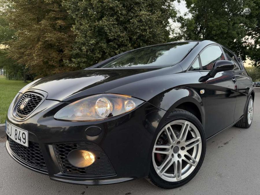 Melns SEAT Leon 2008 Kauņa, ar dzinēja tilpumu 1.97 L un nobraukumu 378 tūkst. km par 3500 €, foto 3 vietnē AUTOMOTO.COM.LV