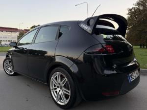Melns SEAT Leon 2008 Kauņa, ar dzinēja tilpumu 1.97 L un nobraukumu 378 tūkst. km par 3500 €, foto 5 vietnē AUTOMOTO.COM.LV