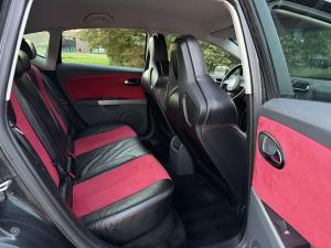 Melns SEAT Leon 2008 Kauņa, ar dzinēja tilpumu 1.97 L un nobraukumu 378 tūkst. km par 3500 €, foto 15 vietnē AUTOMOTO.COM.LV