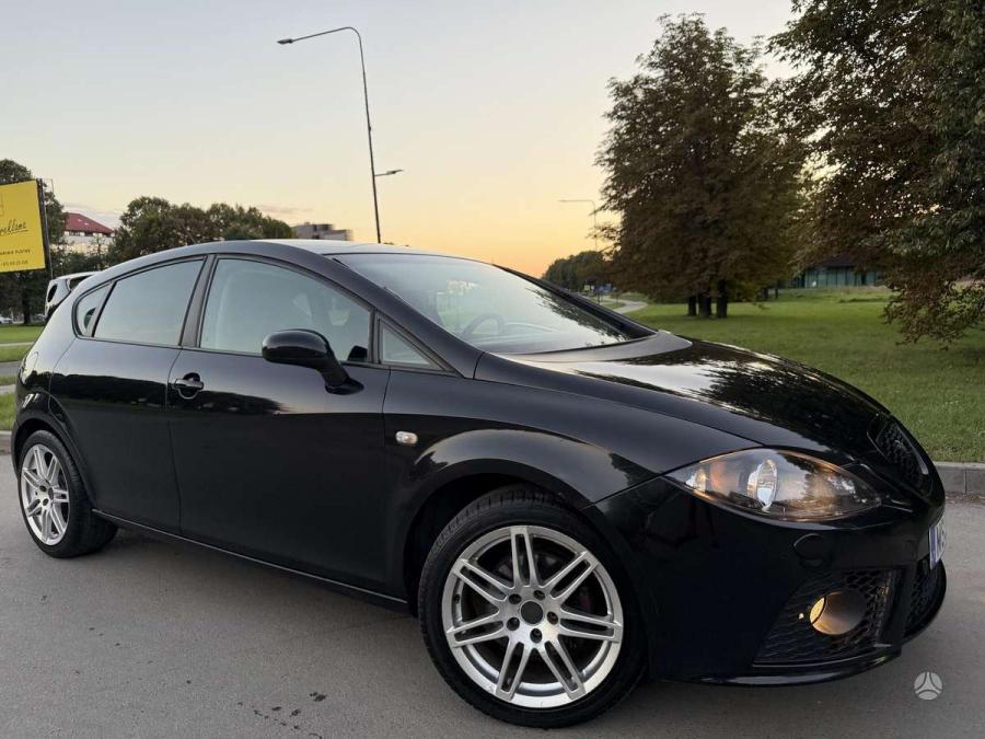 Melns SEAT Leon 2008 Kauņa, ar dzinēja tilpumu 1.97 L un nobraukumu 378 tūkst. km par 3500 €, foto 21 vietnē AUTOMOTO.COM.LV
