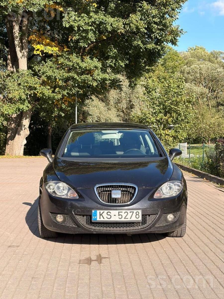 Melns SEAT Leon 2008 Preiļi, ar dzinēja tilpumu 1.90 L un nobraukumu 343 tūkst. km par 1700 €, foto 3 vietnē AUTOMOTO.COM.LV
