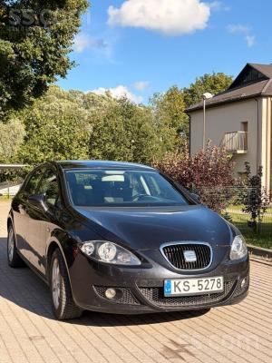 Melns SEAT Leon 2008 Preiļi, ar dzinēja tilpumu 1.90 L un nobraukumu 343 tūkst. km par 1700 €, foto 4 vietnē AUTOMOTO.COM.LV