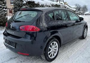 Black SEAT Leon 2009 in Vilnius, with an engine capacity of 1.40 L and mileage of 236 thousand km for 2990 €, photo 3 on AUTOMOTO.COM.LV