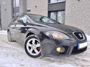 Melns SEAT Leon 2009 Kauņa, ar dzinēja tilpumu 1.90 L un nobraukumu 281 tūkst. km par 1950 €, foto  vietnē AUTOMOTO.COM.LV