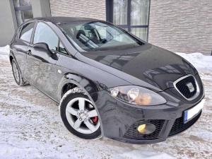 Melns SEAT Leon 2009 Kauņa, ar dzinēja tilpumu 1.90 L un nobraukumu 281 tūkst. km par 1950 €, foto 5 vietnē AUTOMOTO.COM.LV