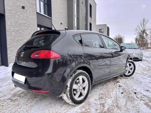 Melns SEAT Leon 2009 Kauņa, ar dzinēja tilpumu 1.90 L un nobraukumu 281 tūkst. km par 1950 €, foto 6 vietnē AUTOMOTO.COM.LV