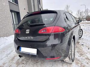 Melns SEAT Leon 2009 Kauņa, ar dzinēja tilpumu 1.90 L un nobraukumu 281 tūkst. km par 1950 €, foto 10 vietnē AUTOMOTO.COM.LV