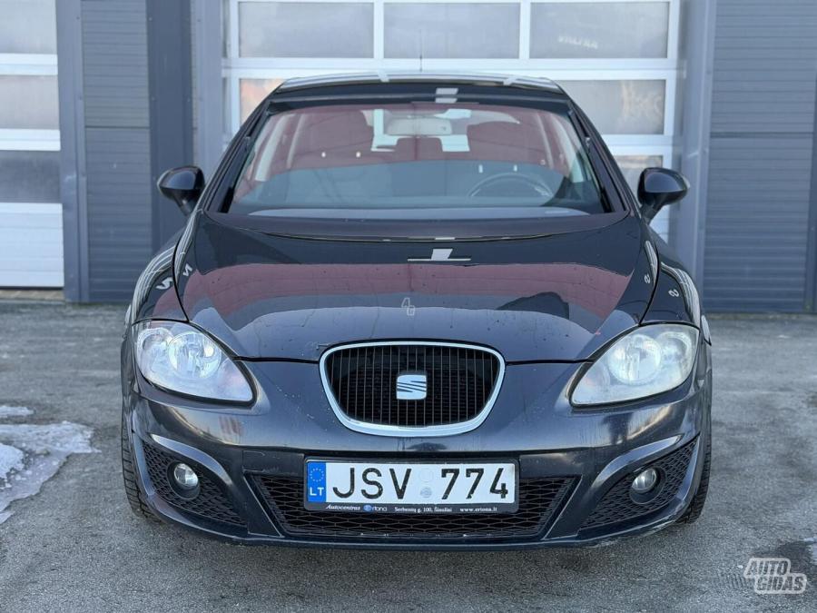Melns SEAT Leon 2009 Panevēža, ar dzinēja tilpumu 1.90 L un nobraukumu 250 tūkst. km par 1550 €, foto 2 vietnē AUTOMOTO.COM.LV