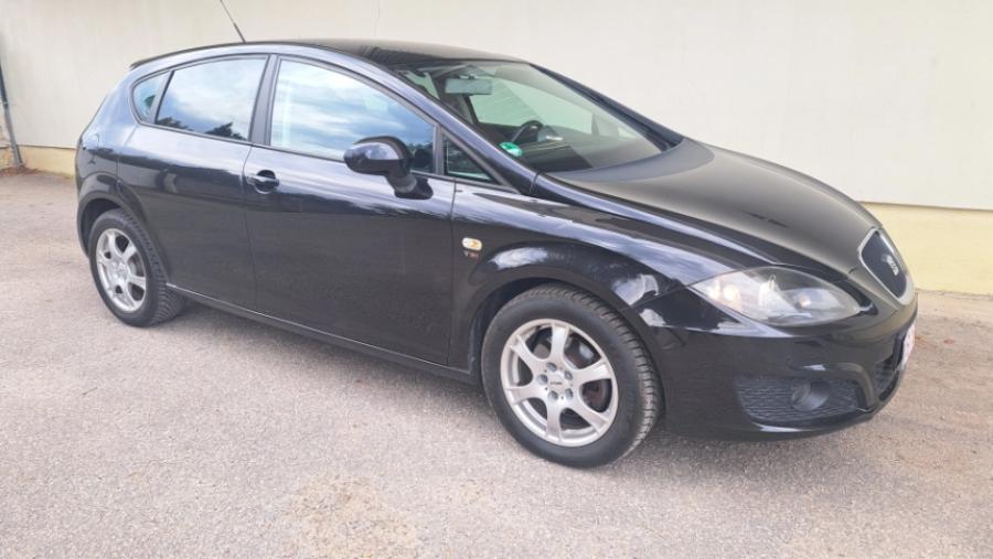 Melns SEAT Leon 2009 Rīga, ar dzinēja tilpumu 1.80 L un nobraukumu 148 tūkst. km par 4550 €, foto 3 vietnē AUTOMOTO.COM.LV