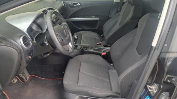 Melns SEAT Leon 2009 Rīga, ar dzinēja tilpumu 1.80 L un nobraukumu 148 tūkst. km par 4550 €, foto 4 vietnē AUTOMOTO.COM.LV
