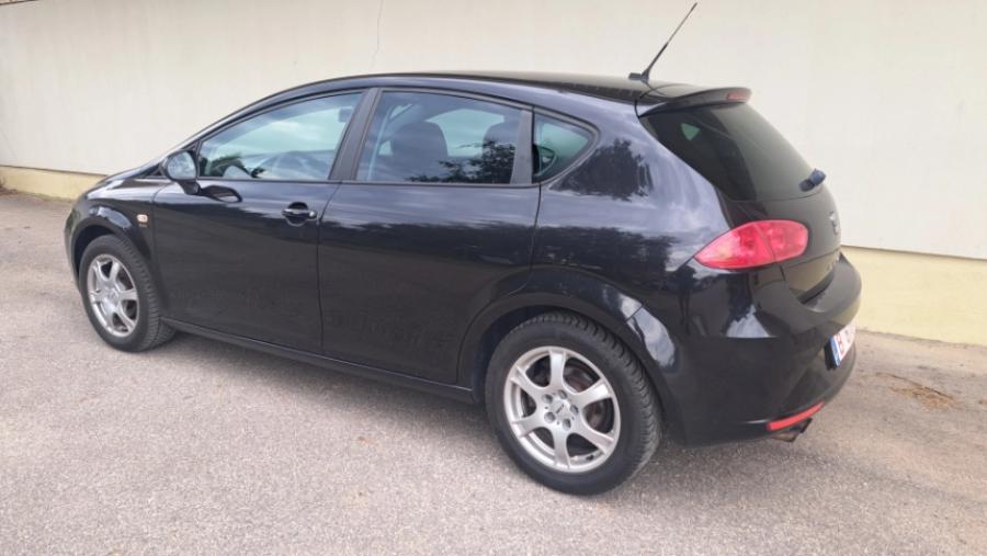 Melns SEAT Leon 2009 Rīga, ar dzinēja tilpumu 1.80 L un nobraukumu 148 tūkst. km par 4550 €, foto 6 vietnē AUTOMOTO.COM.LV