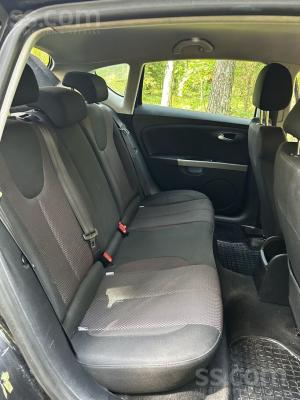 Black SEAT Leon 2009 in Bauska, with an engine capacity of 1.90 L and mileage of 286 thousand km for 2450 €, photo 11 on AUTOMOTO.COM.LV