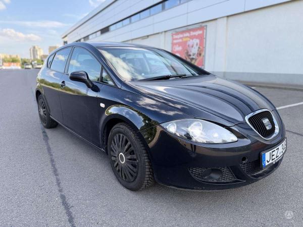 Black SEAT Leon 2009 in Vilnius, with an engine capacity of 1.90 L and mileage of 363 thousand km for 650 €, photo 7 on AUTOMOTO.COM.LV
