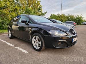 Melns SEAT Leon 2010 Rīga, ar dzinēja tilpumu 1.60 L un nobraukumu 215 tūkst. km par 2800 €, foto 2 vietnē AUTOMOTO.COM.LV