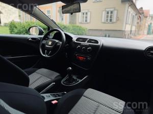 Black SEAT Leon 2010 in Cesis, with an engine capacity of 1.40 L and mileage of 0 thousand km for 4250 €, photo 14 on AUTOMOTO.COM.LV