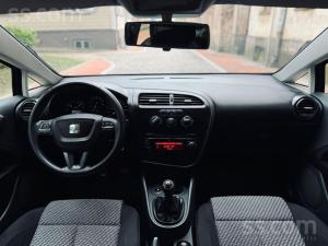 Black SEAT Leon 2010 in Cesis, with an engine capacity of 1.40 L and mileage of 0 thousand km for 4250 €, photo 15 on AUTOMOTO.COM.LV