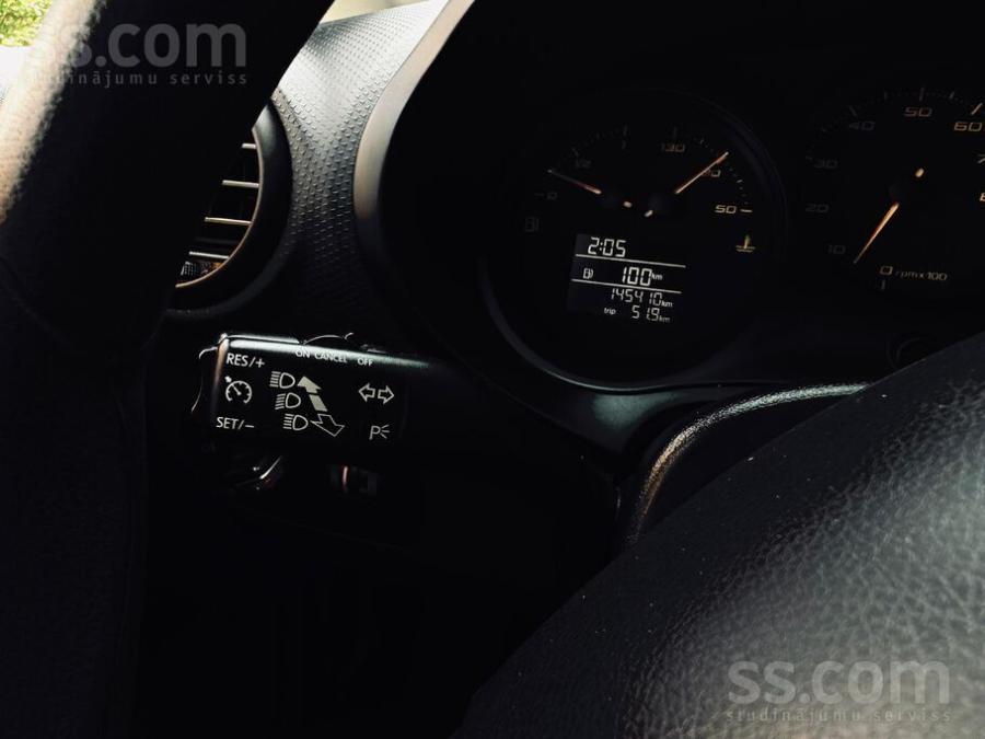 Black SEAT Leon 2010 in Cesis, with an engine capacity of 1.40 L and mileage of 0 thousand km for 4250 €, photo 22 on AUTOMOTO.COM.LV