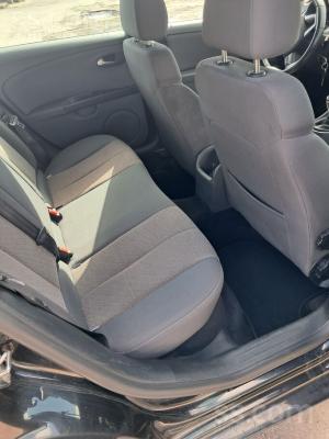 Black SEAT Leon 2010 in Riga, with an engine capacity of 1.40 L and mileage of 262 thousand km for 2050 €, photo 10 on AUTOMOTO.COM.LV