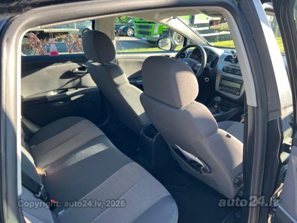 Black SEAT Leon 2010 in Tallinn, with an engine capacity of 1.80 L and mileage of 165 thousand km for 4499 €, photo 6 on AUTOMOTO.COM.LV