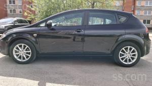 Melns SEAT Leon 2011 Daugavpils, ar dzinēja tilpumu 1.40 L un nobraukumu 166 tūkst. km par 3750 €, foto 6 vietnē AUTOMOTO.COM.LV