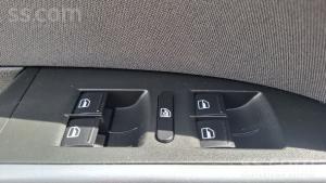 Melns SEAT Leon 2011 Daugavpils, ar dzinēja tilpumu 1.40 L un nobraukumu 166 tūkst. km par 3750 €, foto 19 vietnē AUTOMOTO.COM.LV