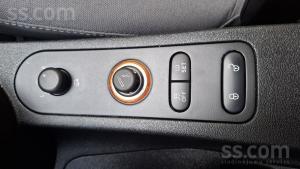 Melns SEAT Leon 2011 Daugavpils, ar dzinēja tilpumu 1.40 L un nobraukumu 166 tūkst. km par 3750 €, foto 20 vietnē AUTOMOTO.COM.LV