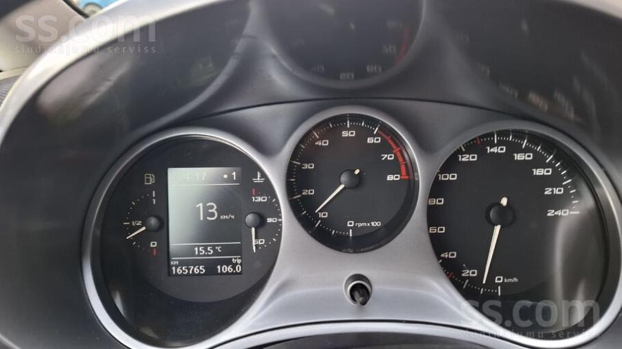 Melns SEAT Leon 2011 Daugavpils, ar dzinēja tilpumu 1.40 L un nobraukumu 166 tūkst. km par 3750 €, foto 21 vietnē AUTOMOTO.COM.LV