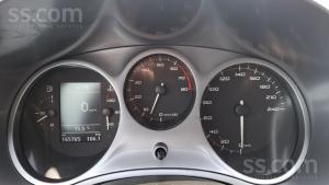 Melns SEAT Leon 2011 Daugavpils, ar dzinēja tilpumu 1.40 L un nobraukumu 166 tūkst. km par 3750 €, foto 31 vietnē AUTOMOTO.COM.LV