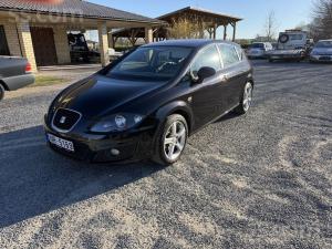 Black SEAT Leon 2011 in Saldus, with an engine capacity of 1.40 L and mileage of 252 thousand km for 3850 €, photo  on AUTOMOTO.COM.LV