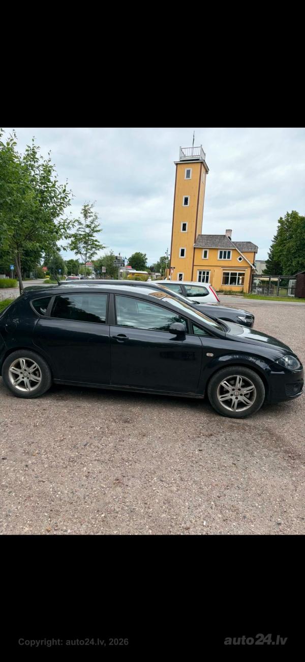 Black SEAT Leon 2011 in Tallinn, with an engine capacity of 1.60 L and mileage of 148 thousand km for 1900 €, photo 2 on AUTOMOTO.COM.LV