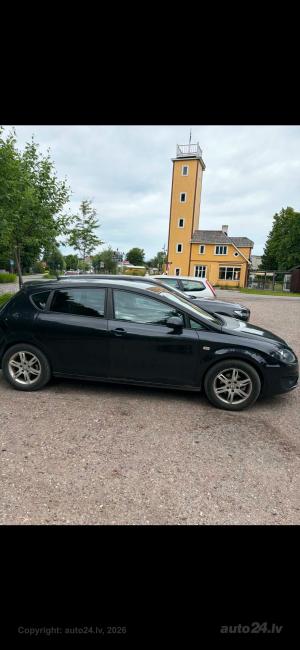 Black SEAT Leon 2011 in Tallinn, with an engine capacity of 1.60 L and mileage of 148 thousand km for 1900 €, photo 3 on AUTOMOTO.COM.LV