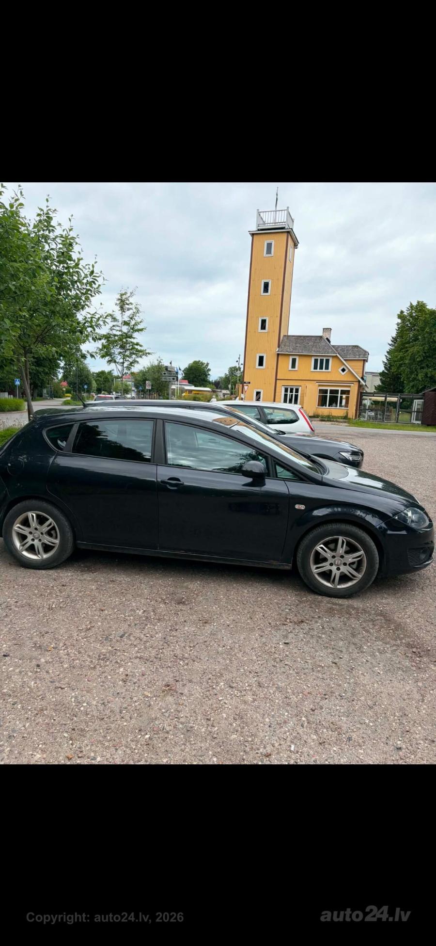 Black SEAT Leon 2011 in Tallinn, with an engine capacity of 1.60 L and mileage of 148 thousand km for 1900 €, photo 3 on AUTOMOTO.COM.LV