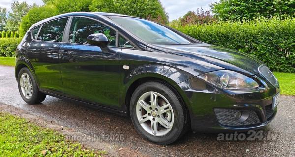 Melns SEAT Leon 2011 Tartu, ar dzinēja tilpumu 1.60 L un nobraukumu 152 tūkst. km par 3490 €, foto 3 vietnē AUTOMOTO.COM.LV