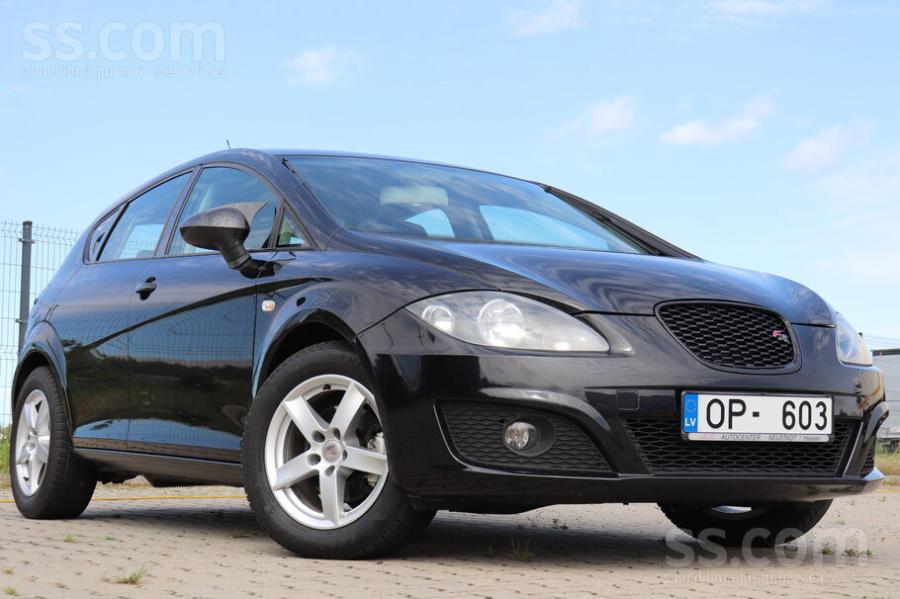 Black SEAT Leon 2011 in Riga, with an engine capacity of 1.40 L and mileage of 180 thousand km for 3750 €, photo 3 on AUTOMOTO.COM.LV